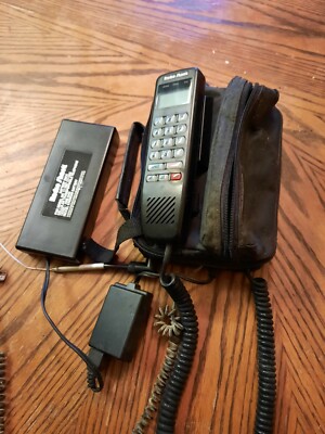 Vintage Collectible Cellular Bag Phone Telephone Radio Shack Untested ...