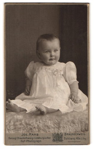 Fotografie Jos. Raab, Braunschweig, Bohlweg 40 a, Portrait süßes ...