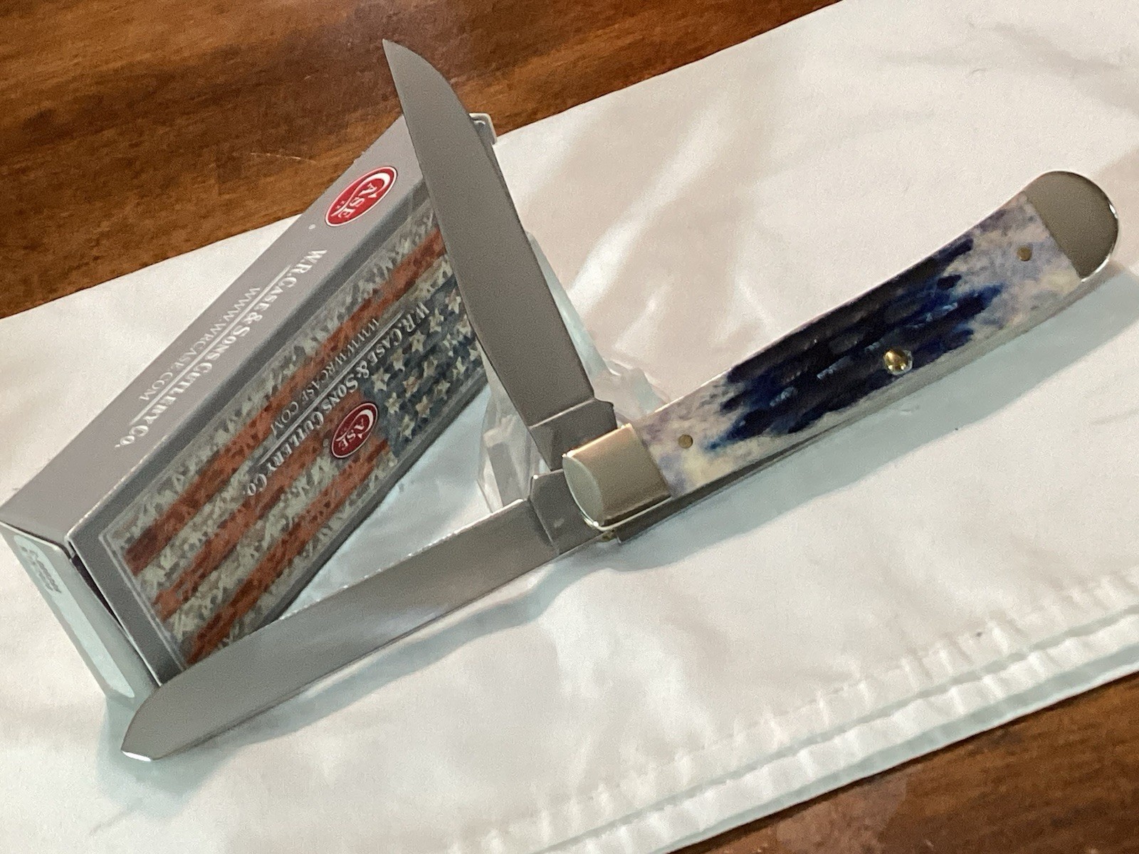 Case Purple Bone Deep Canyon Trappe Knife Beautiful Bone , new in box ...