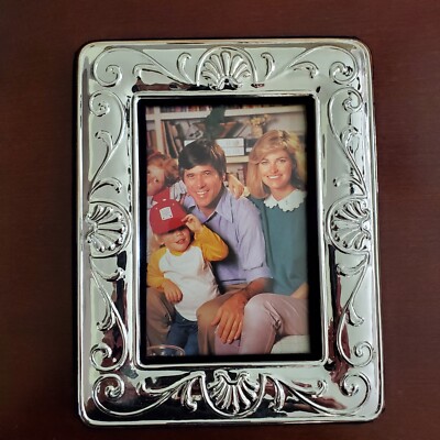 Vintage Picture Frame Silver Colored Frame for 3" x 5" Picture | eBay