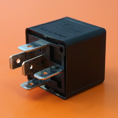 ON/OFF Split Relay Standard Mini ISO Relay 5-Pin 40A DC-12V 24V For Car ...