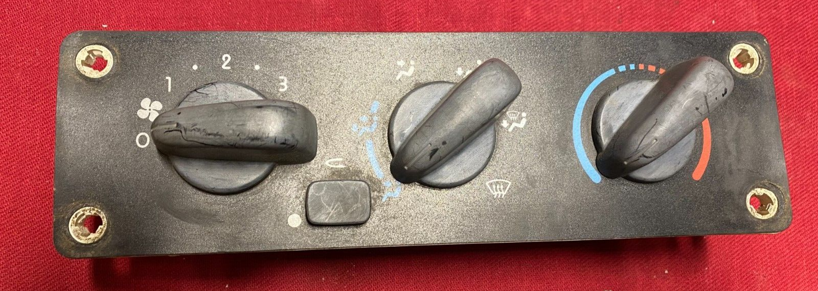 FRT TEMPERATURE CONTROL , CLIMATE HVAC A22-57054-001, HEATER / AC/FAN ...