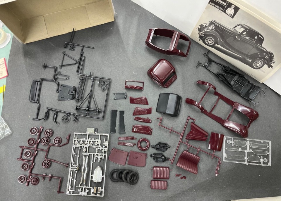 Monogram pc-119 1934 Ford Coupe or convertible old 1967 vintage 1/24 ...