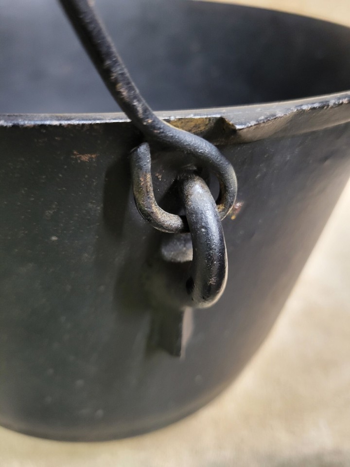 Vintage Cast Iron Kettle Pot Gate Mark 1890s 3 Leg | eBay