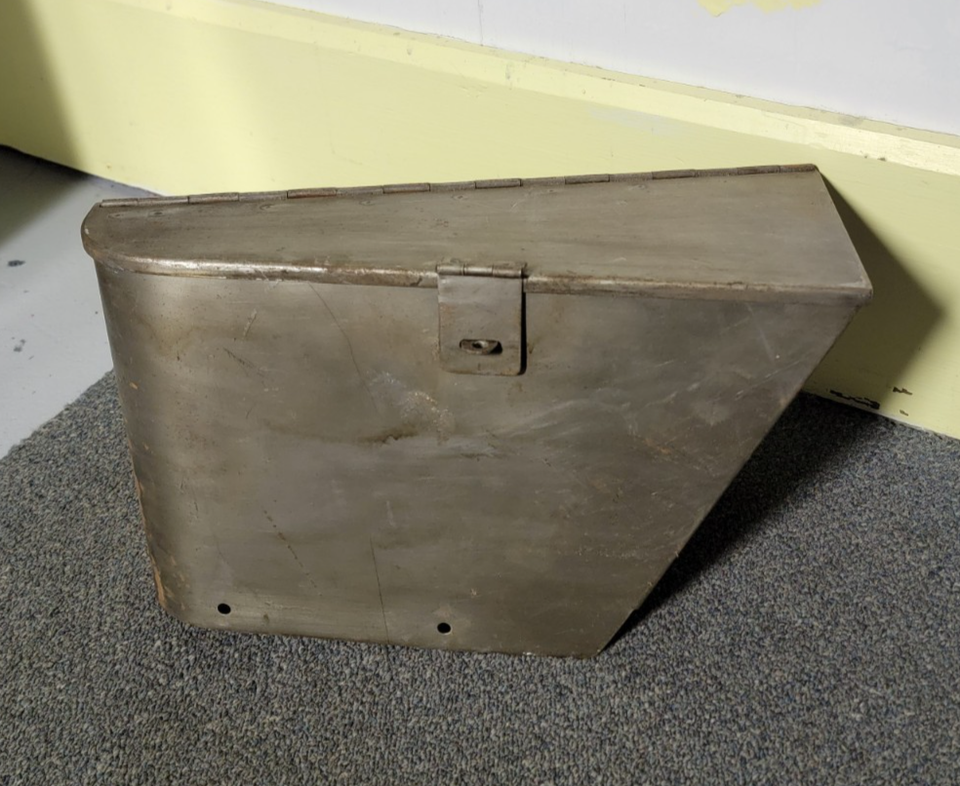 Passenger Side Fender Storage Box Willys M38, MB, Ford GPW Jeep ...
