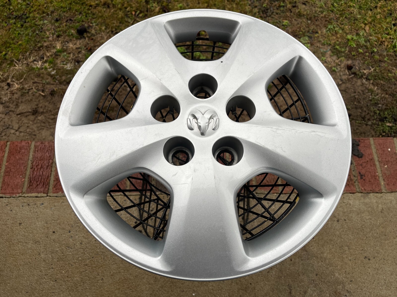 DODGE CALIBER 15" OEM WHEEL COVER HUB CAP 05151424AA SILVER 2010 2011 ...
