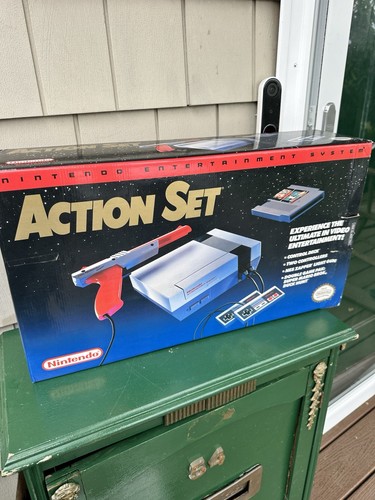 Nintendo NES Action Set BOX ONLY Styrofoam (No Console) Some ...