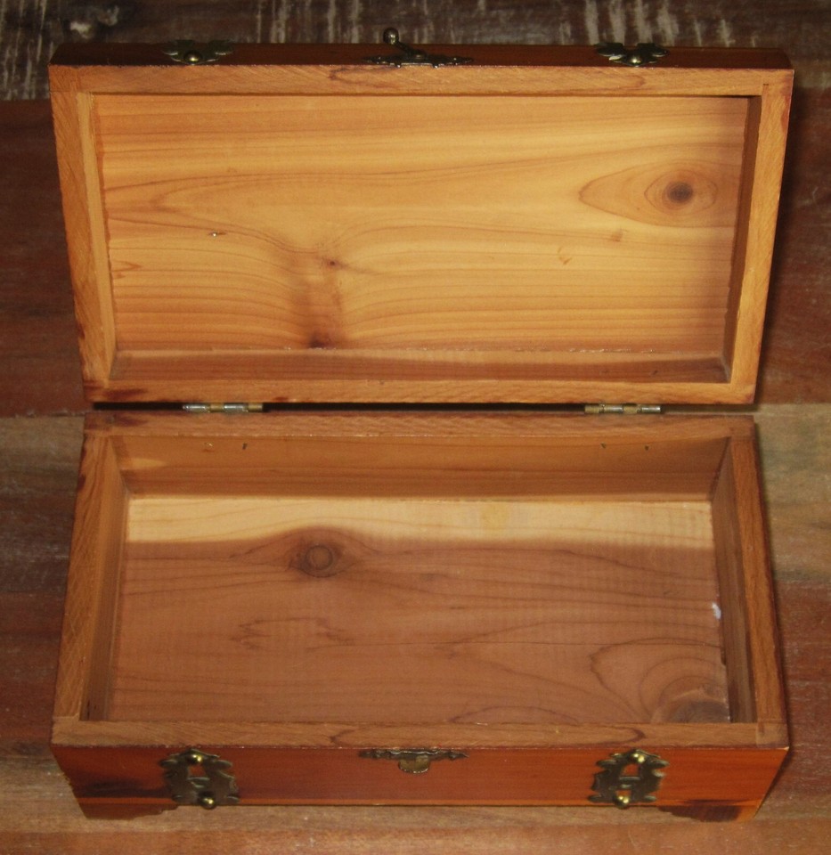 Large Vintage Cedar Wood Jewelry Trinket Box Chest Brass Hardware Decor ...