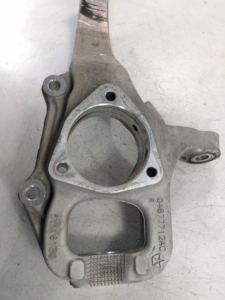 2016-2021 Jeep Grand Cherokee RH-Front Spindle Knuckle OEM 04877712AC ...