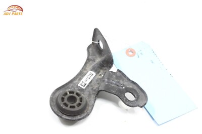 2018 - 2024 BUICK ENCLAVE RADIATOR RIGHT SIDE UPPER MOUNT BRACKET OEM ...
