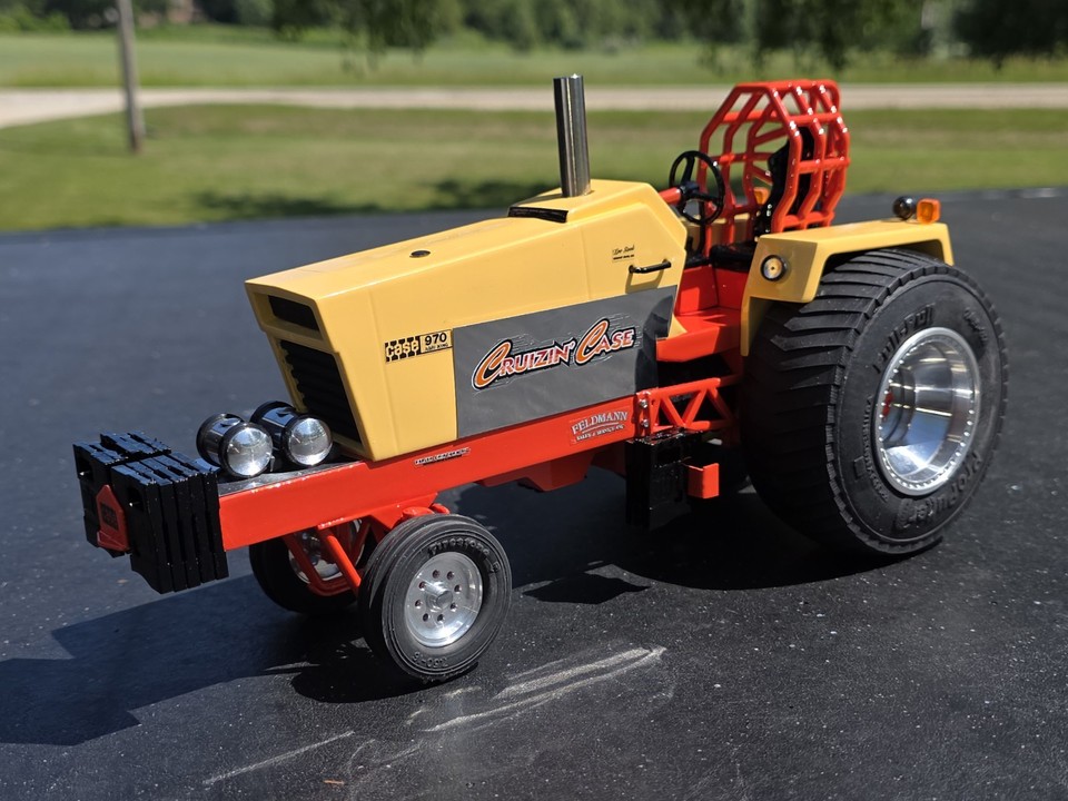 Ertl Case Agriking 970 1/16 Scale Cruzun Case Pulling Farm Toy Tractor ...
