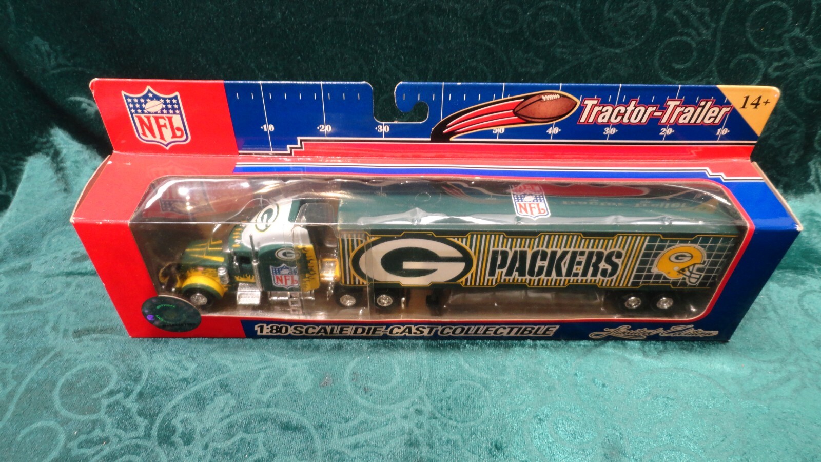 Team Collectible NFL Green Bay Packers 1:80 Peterbilt Tractor-Trailer ...