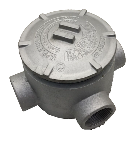 GRX150 APPLETON 4 HUB ROUND CONDUIT OUTLET BOX WITH COVER AND 1.5 INCH ...