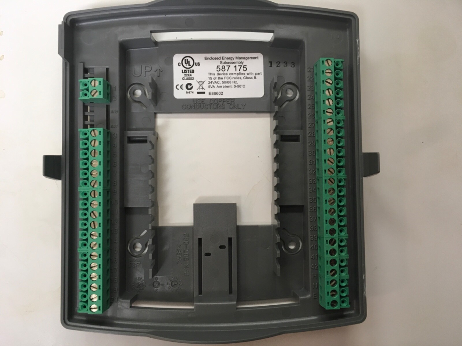 SIEMENS / Staefa Control Systems 587-175 / 587175 for sale online | eBay