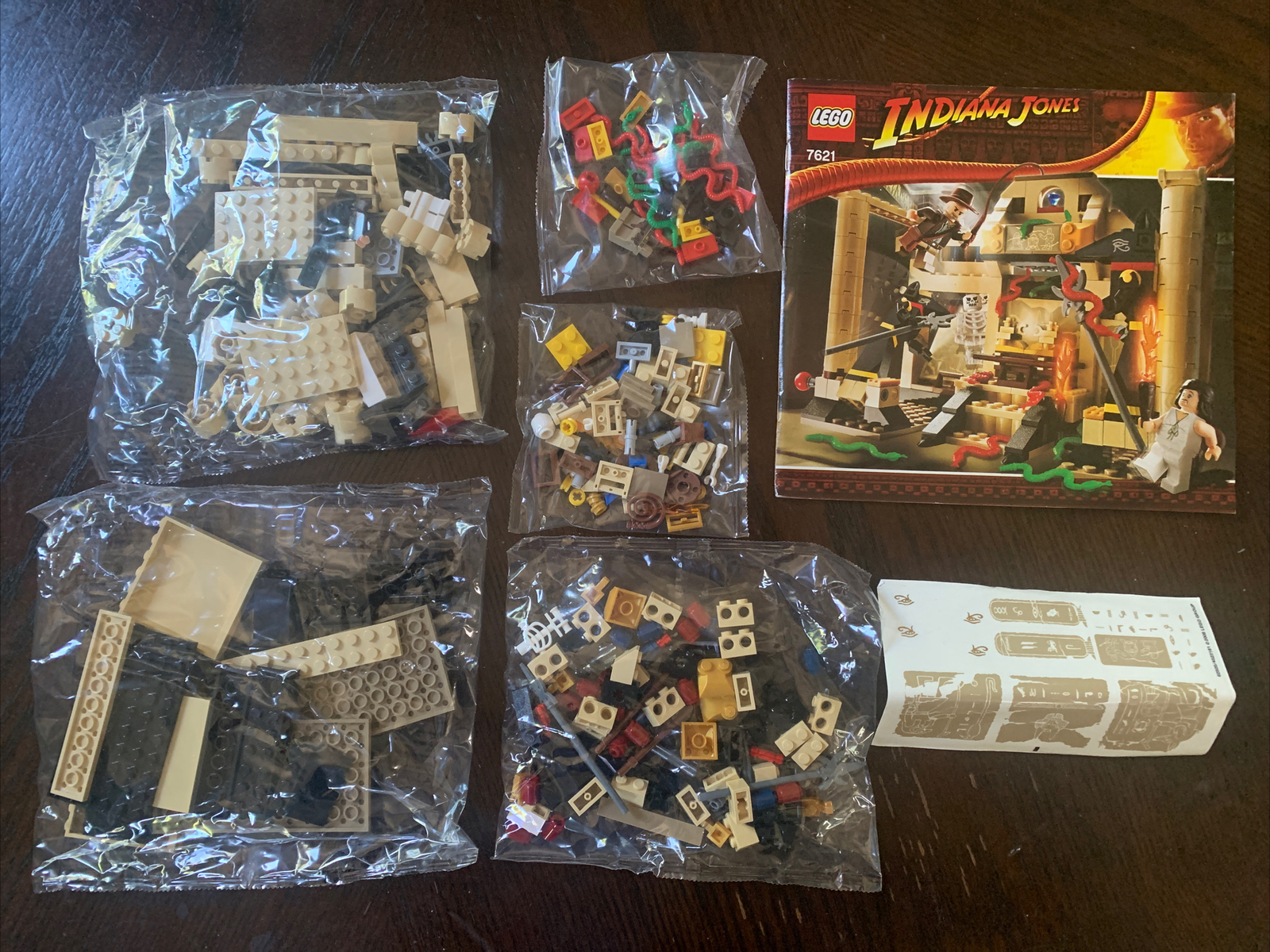 LEGO Indiana Jones: Indiana Jones and the Lost Tomb 7621 Box Open/set ...