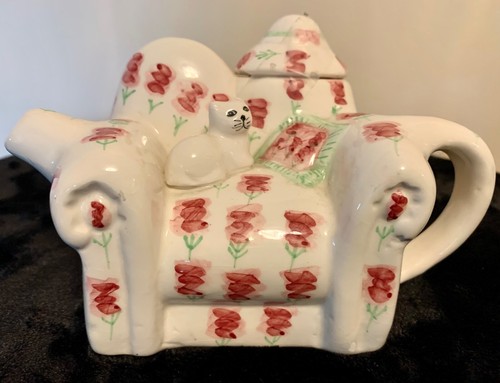 Tea-Nee Cardinal Mini Teapot Cat On Sofa Pink Flowers Hand Painted 1995 ...