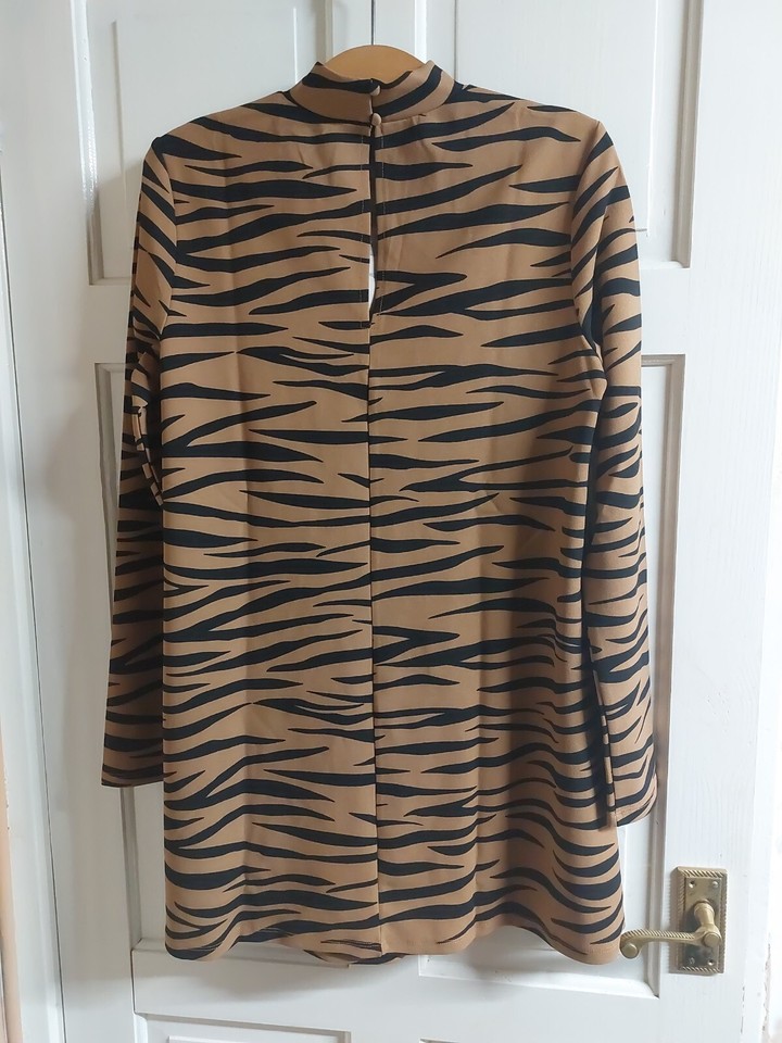 V by Very Oversized Long Sleeve Tunic Top Dress Tiger Brown Black Size ...