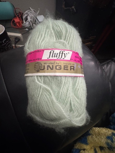 Unger Fluffy 1.75oz. Skein of Yarn Light Green 156yds. New!!! | eBay