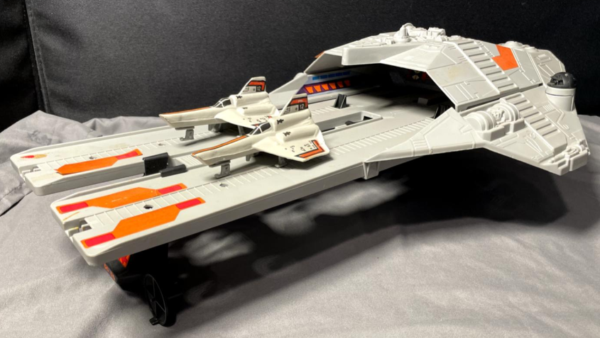 space 1999* Mattel 1 BATTLESTAR GALACTICA VIPER LAUNCH STATION WITH ...