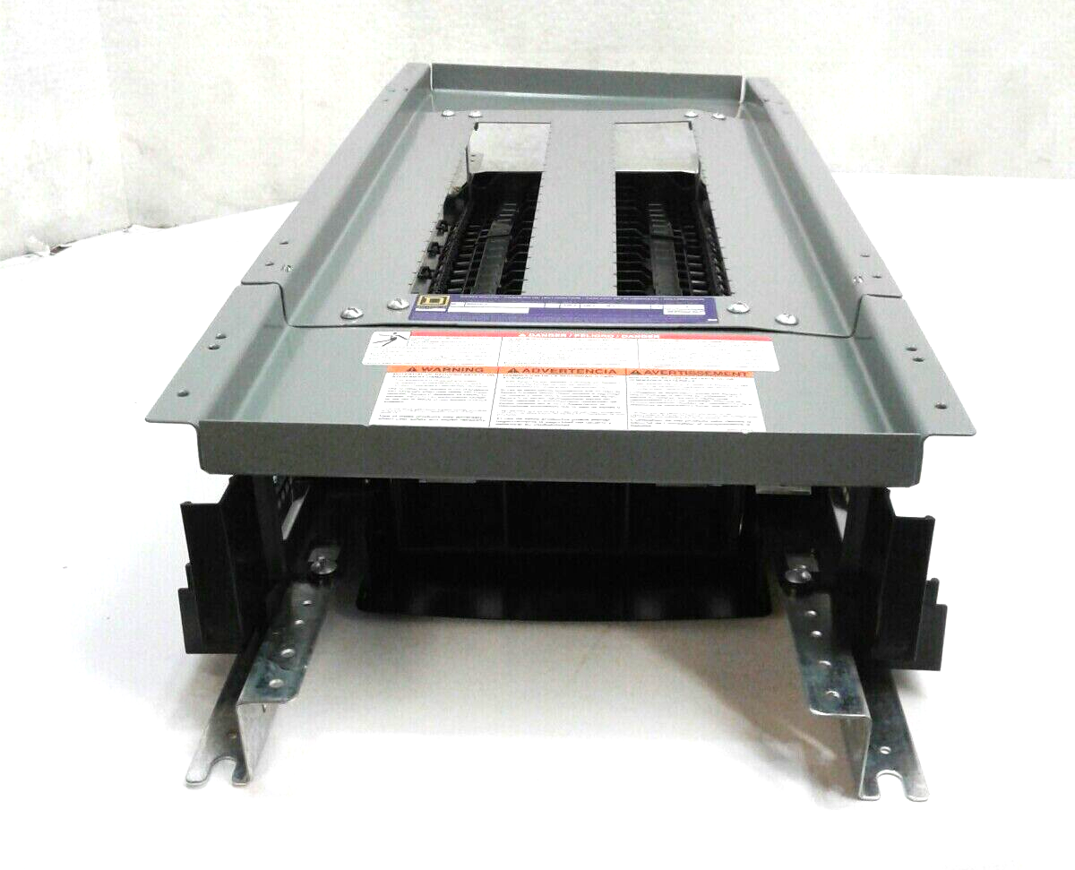 Square D NQ442L2 Panelboard Interior 225A Main Lugs 42 Circuit Poles ...