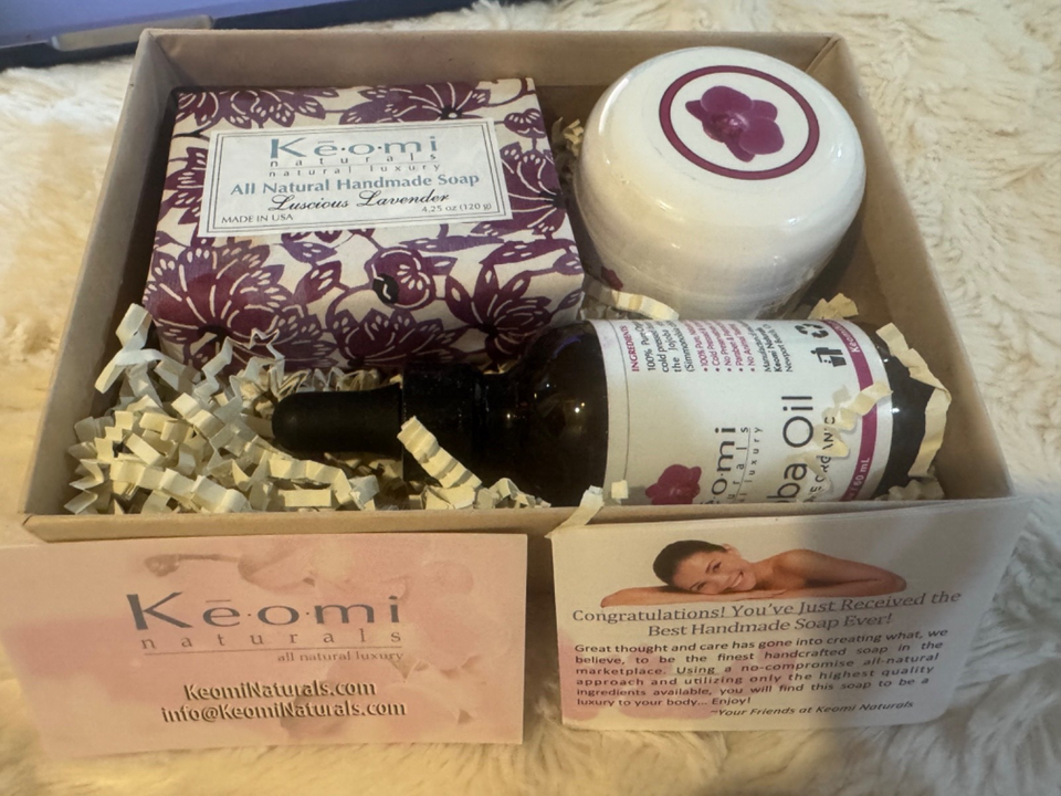 New in Box Lavender Organic Handmade Bath and Body Gift Set - by Keomi ...