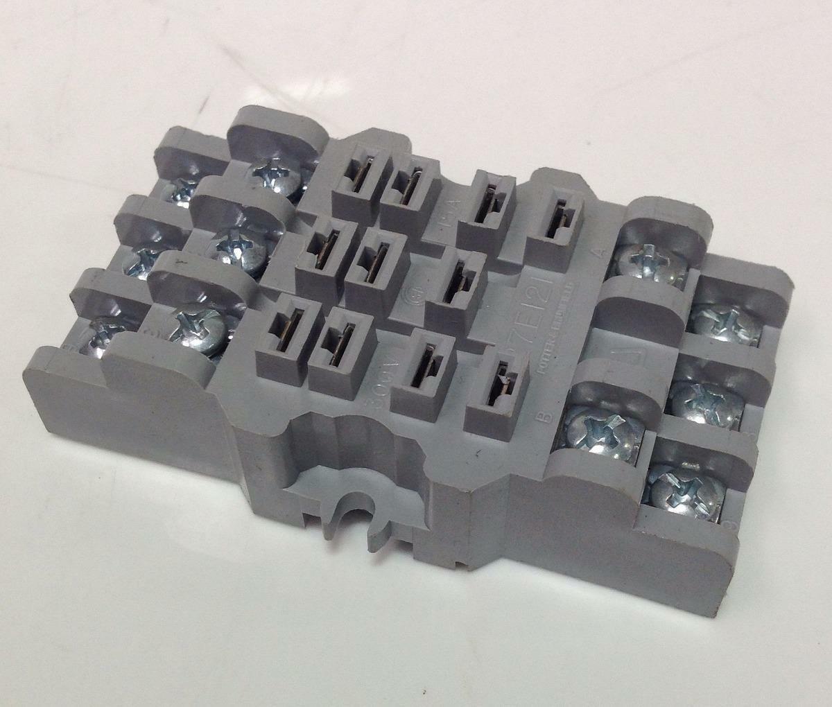 27E121 - Relay Socket, Panel, Screw, 11 Pins, 10 A, 240 VAC | eBay