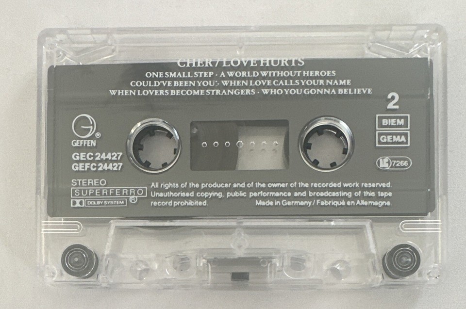 Cher ‎– Love Hurts - Cassette Tape Album - 1991 Play Tested EX / EX ...