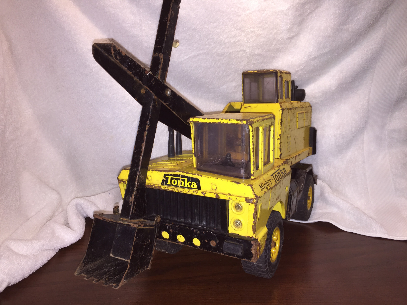 Vintage 1970s Yellow Tonka Mighty Shovel Pressed Steel Wheels And Boom ...