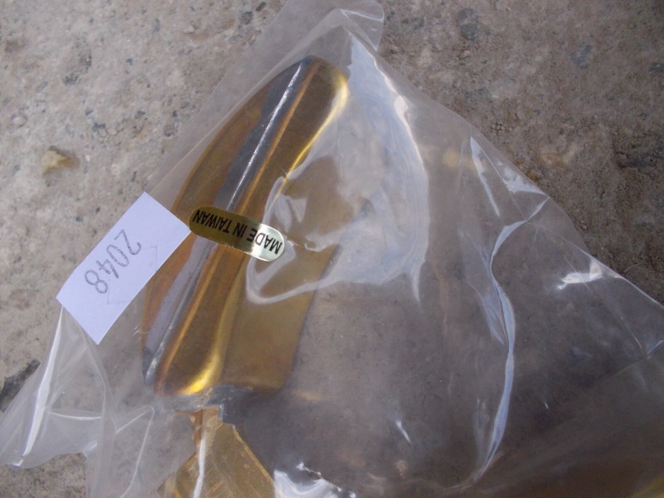 Farmall 600 606 650 706 656 660 674 Tractor Carburetor Float R2048 IH ...