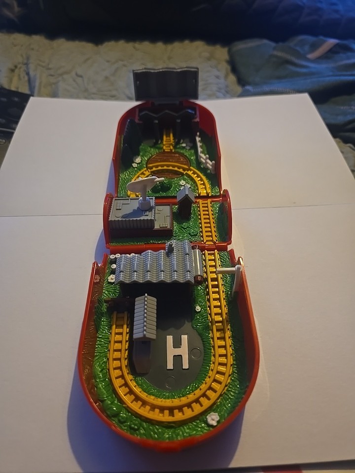 Bluebird Thomas the Tank Engine & James Polly Pocket Style Toy 1997 Not ...