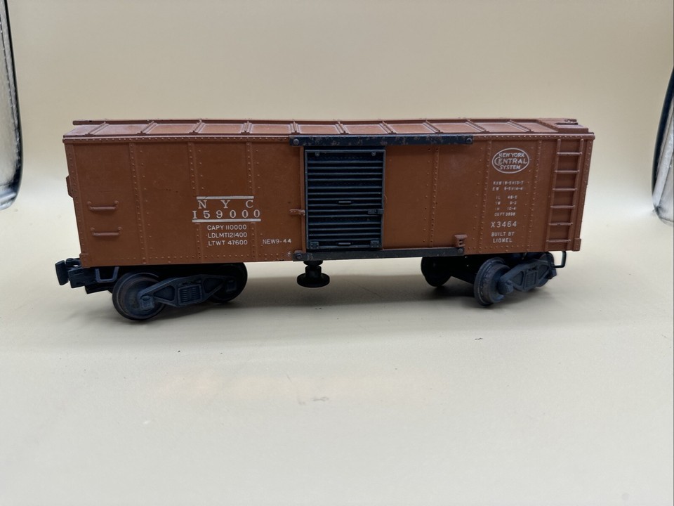 Lionel x3464 NYC New York Central Orange Box Car 159000 w/Blue Man ...