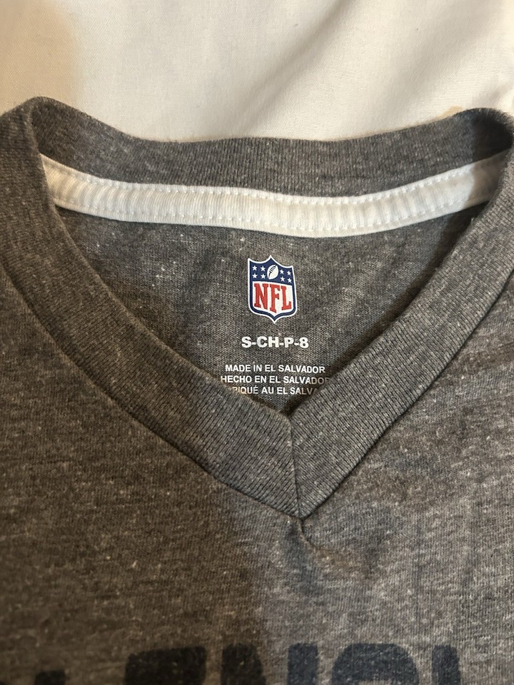 New England Patriots NFL V Neck T Shirt- Youth Size Small (8) | eBay