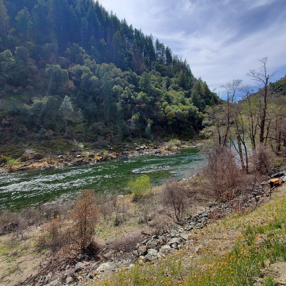 GOLD MINING CLAIM 20 Acres Trinity River CALIFORNIA Camp Pan fish mine ...
