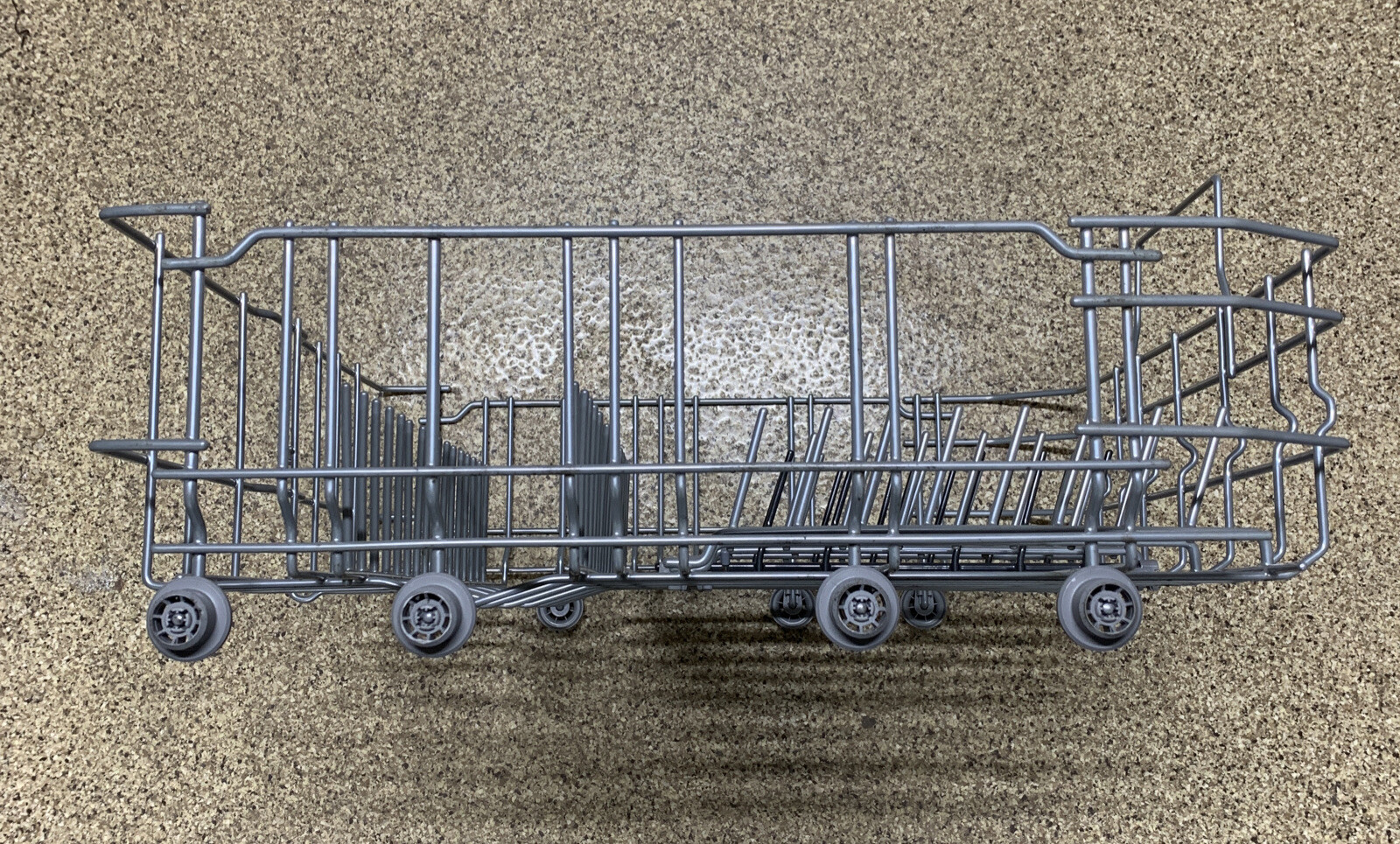 Bosch Dishwasher SHXM78W52N/01 Lower Dish Rack P/N 20000533 00775826 | eBay