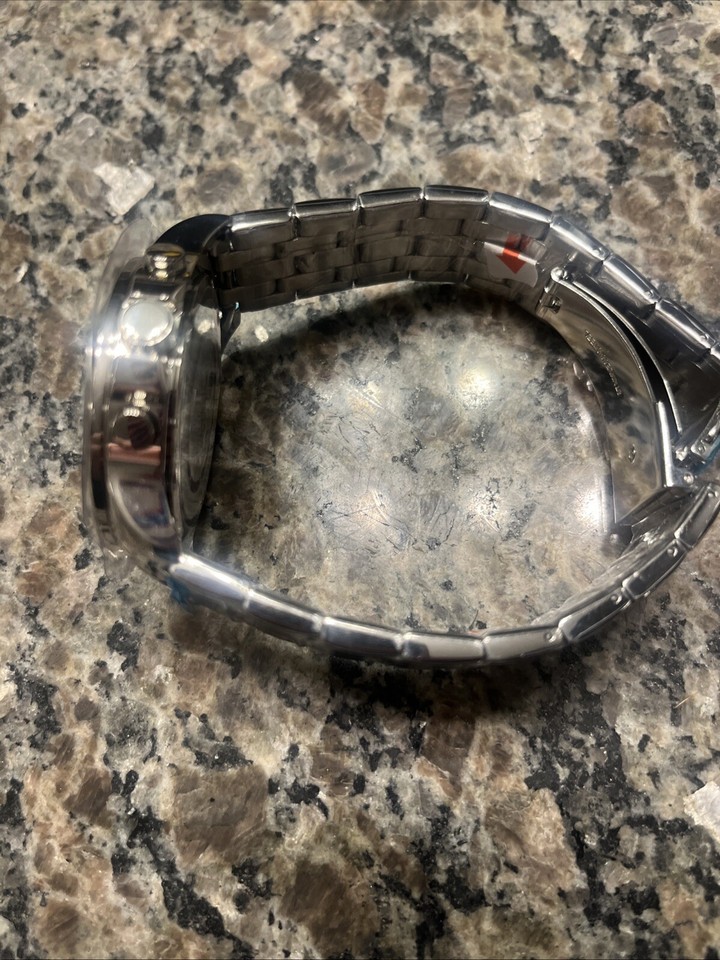 Invicta Calibre 9238 Men’s Wristwatch- Will Need New Battery | eBay