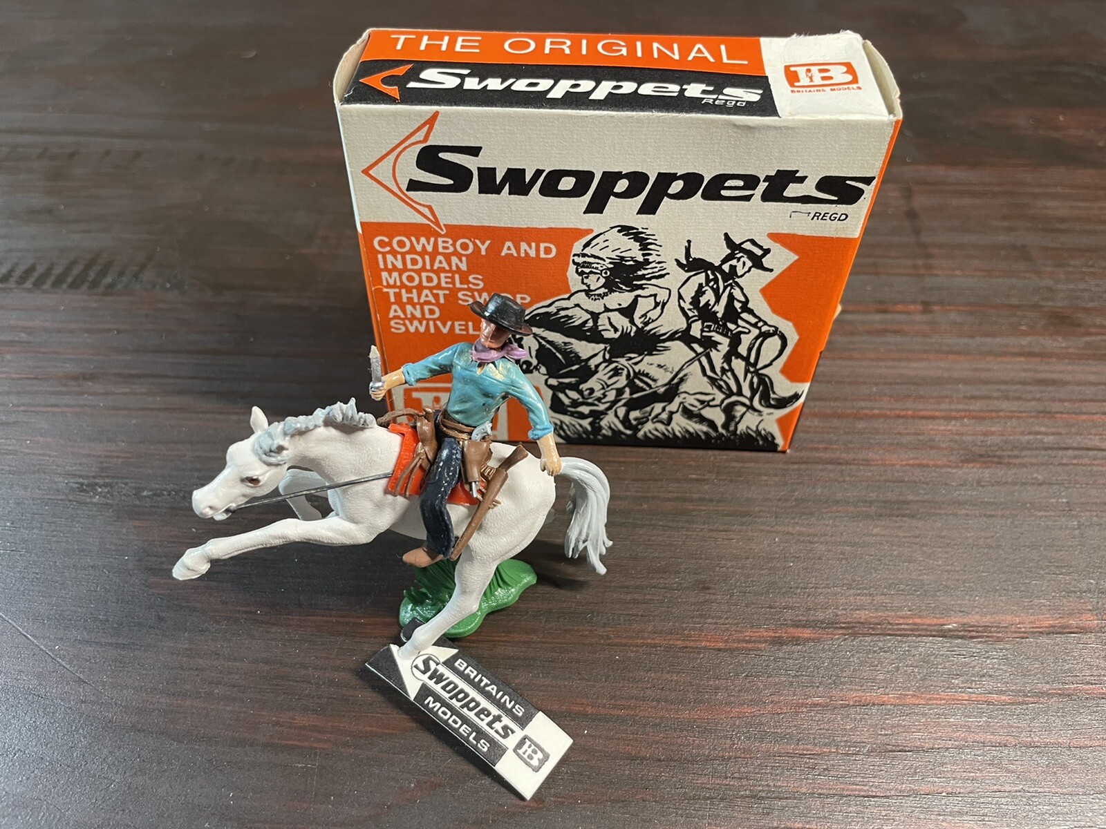 BRITAINS Swoppets - MOUNTED COWBOY "KNIFE FIGHTER" MOUNTED No.639 MINT ...
