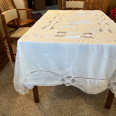 Tablecloths - Battenburg Lace Tablecloth