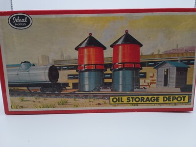 RARE VINTAGE IDEAL HO OIL STORAGE DEPOT LIGHTED | eBay