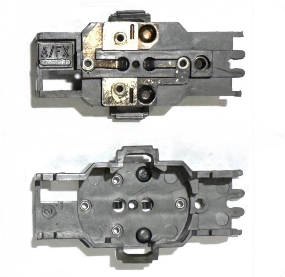 6x Aurora AFX Stock Chassis HO Frame (NON MAGNA-TRACTION) Service Part ...