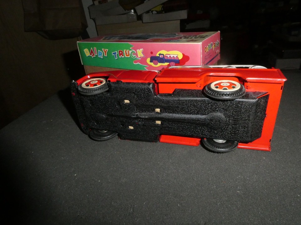 MF-707 mint/box Blech Dairy Truck mit Friktion pristine 60ies Top | eBay.de