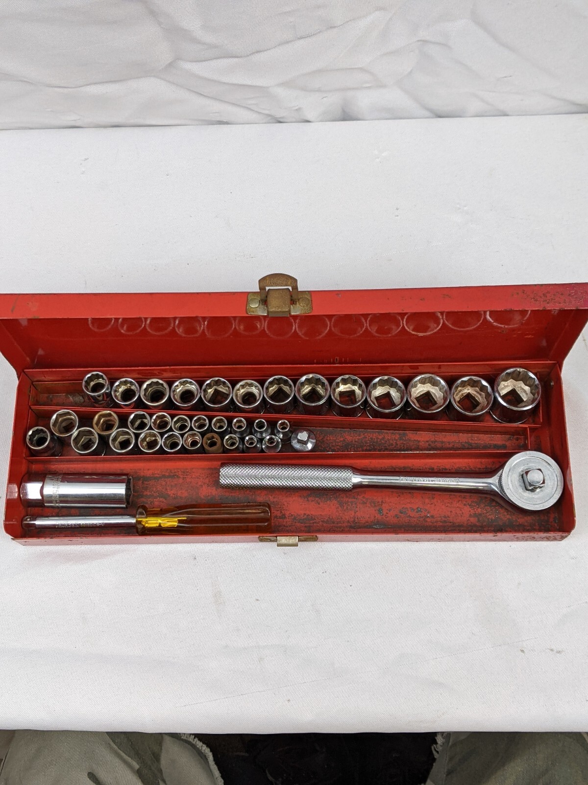 Vintage 35pc Thorsen Socket Set W/ Red Metal Case 51177 | eBay