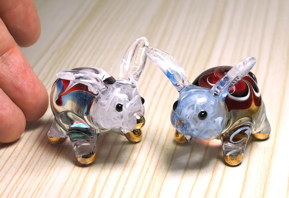 2pcs. maroon rabbit bunny figurine hand blown Glass art gild GIFT decor ...