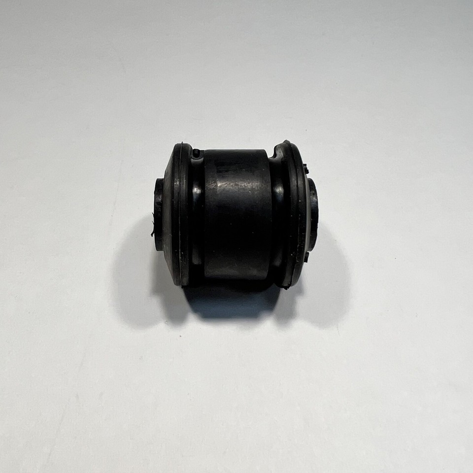 2x Isuzu NPR NQR NPR-HD Stabilizer Bar Mounting Bush for Rear ...