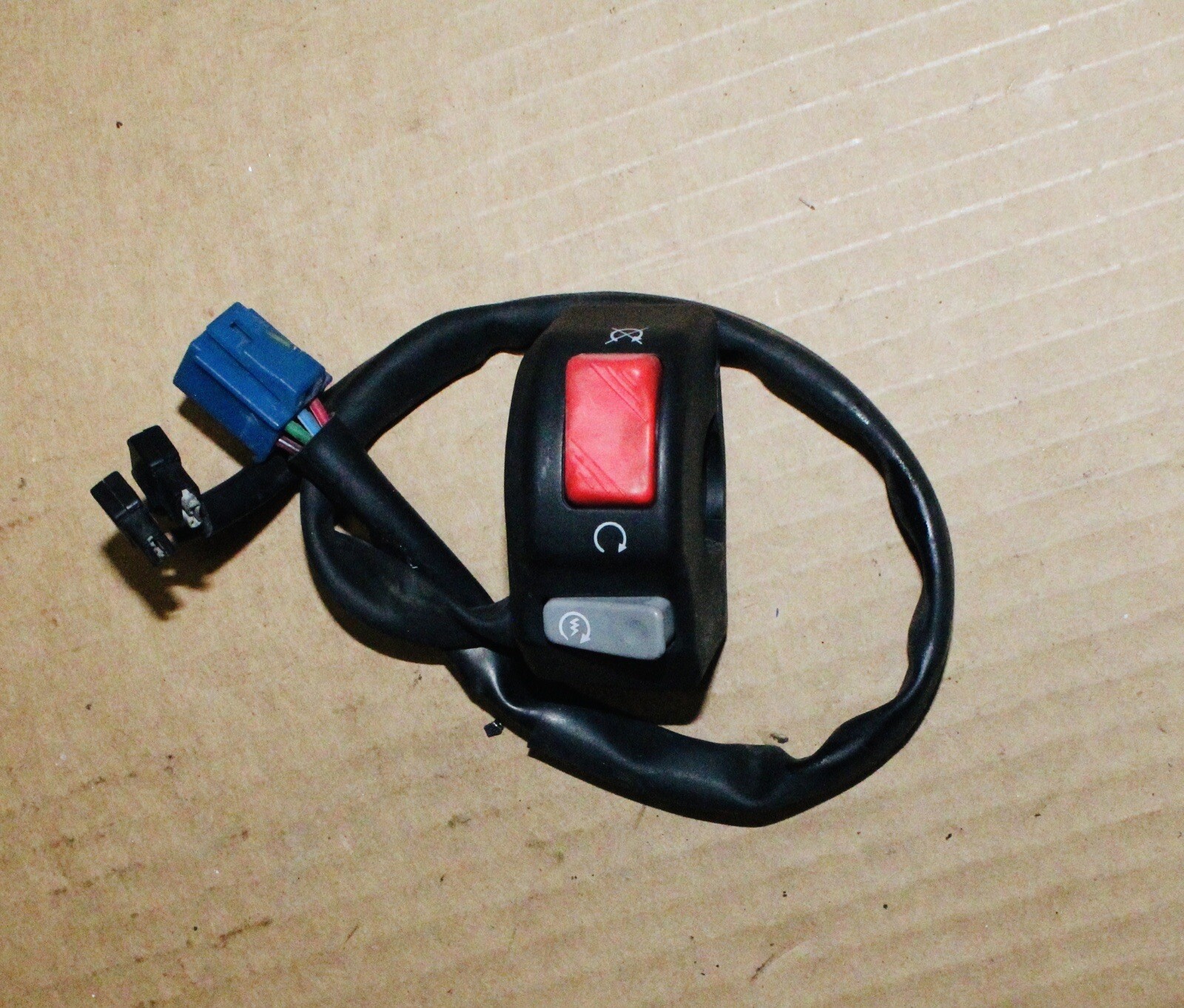 2008 - 2016 YAMAHA YZF R6 OEM RIGHT CLIP KILL OFF START SWITCH SWITCHES ...