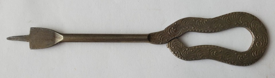 OLD WILLOW BROOK DAIRY CREAMERY MILK BOTTLE CAP LIFTER METAL WIRE ...