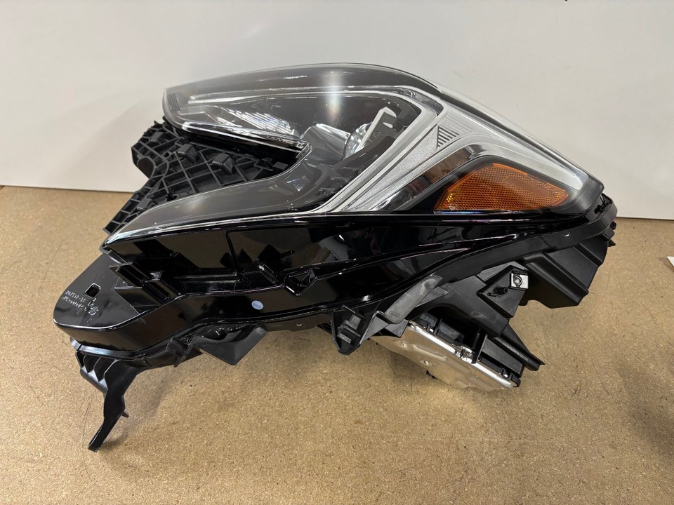 New 2018-2021 GMC Terrain Left Driver Side Headlight Lamp HID OEM ...