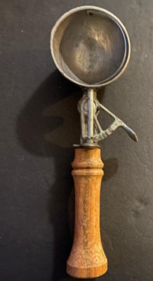 Vintage Franco Ice Cream Scoop with wooden handle | eBay