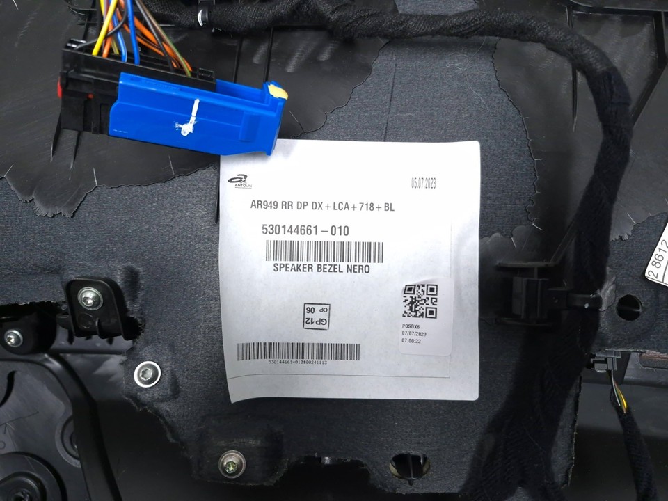 2024 Alfa Romeo Stelvio Door Panel Trim Rear Passenger Side Right OEM ...