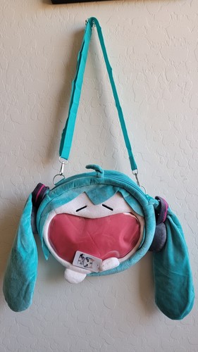 NWT Hatsune Miku Cross Body Pin Bag Small | eBay