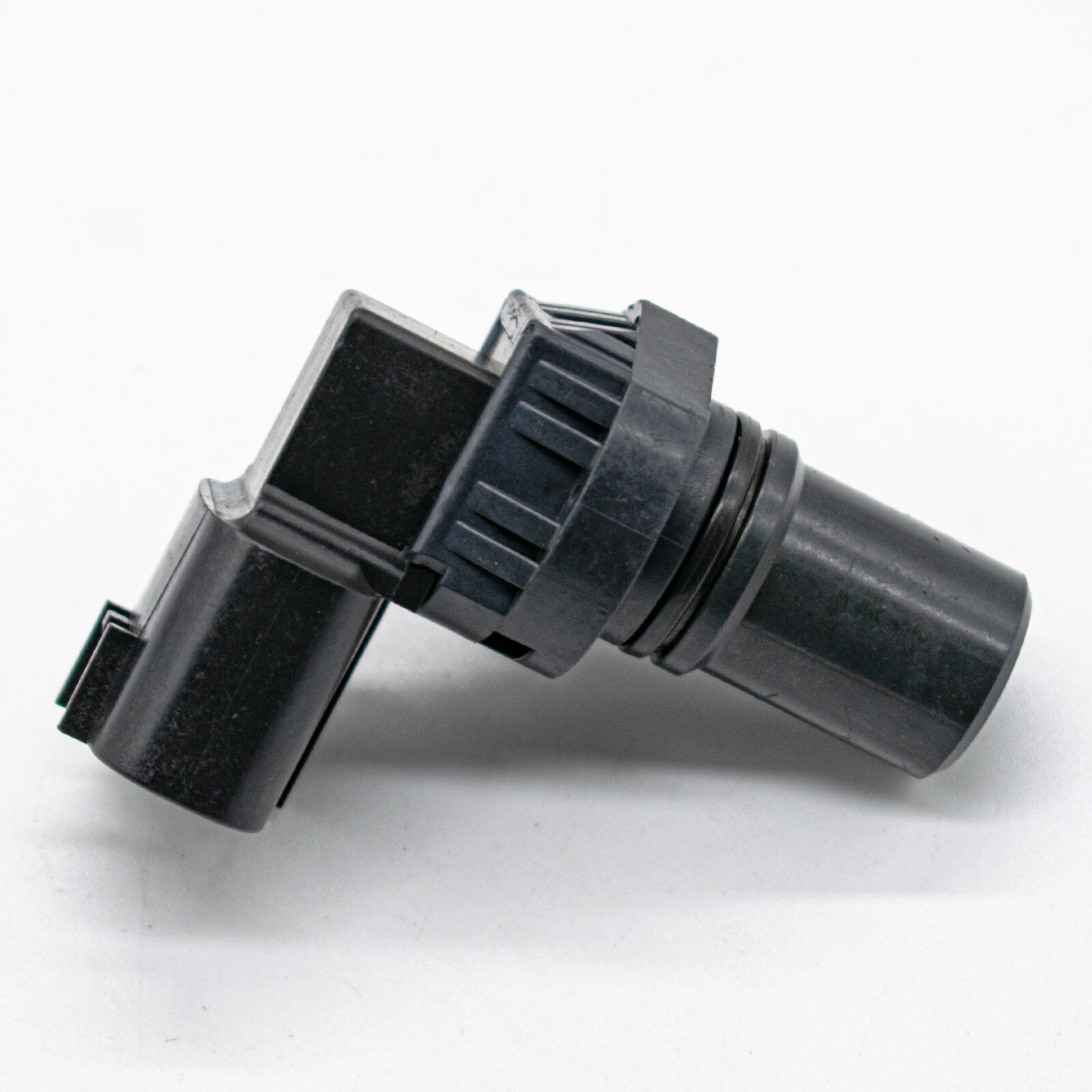 33220-76G02 Camshaft Position Sensor For Suzuki Outboard DF40 DF50 ...